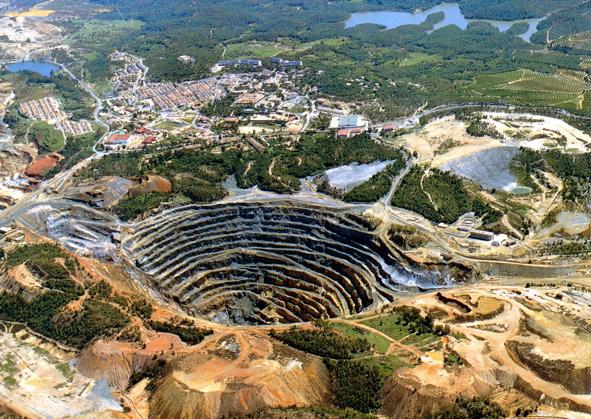Lead and Silver Mining - GeoMania